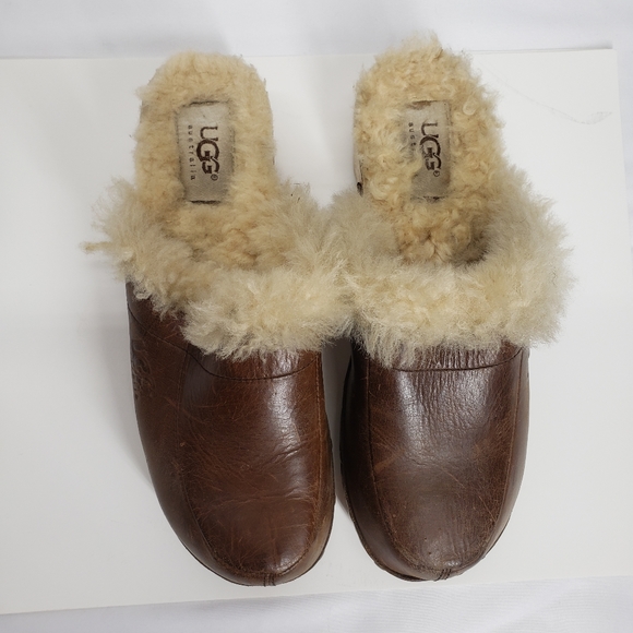 UGG | Shoes | Ugg Australia Clogs Sheep Skin Lined Slip On Brown ...